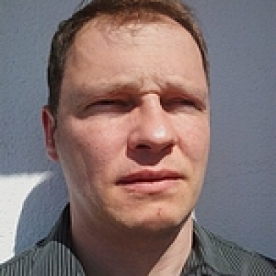 Speaking English – “Dress up” or “Get dressed”? · engVid