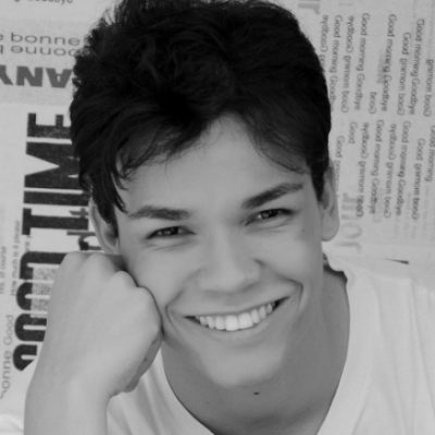 Improve Your Grammar: 4 ways to use -ING words in English · engVid